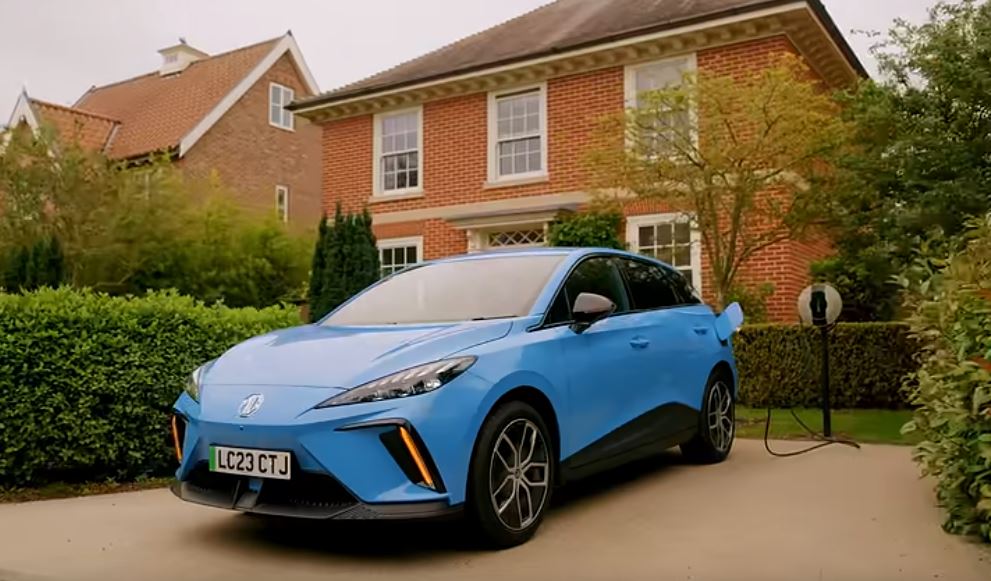 MG4 EV Generasi Baru Resmi Meluncur, Jarak Tempuh 530 KM